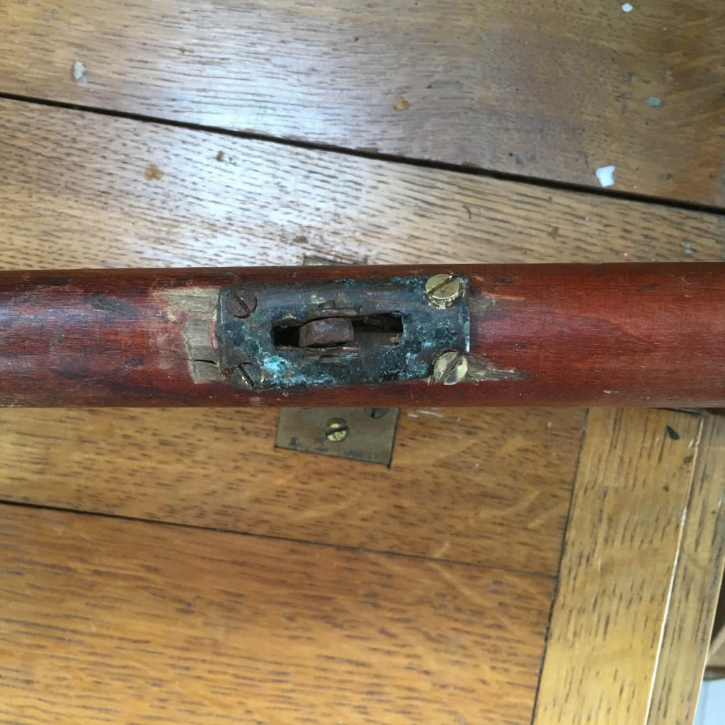 Vintage 19th Century Antique Book Grabber